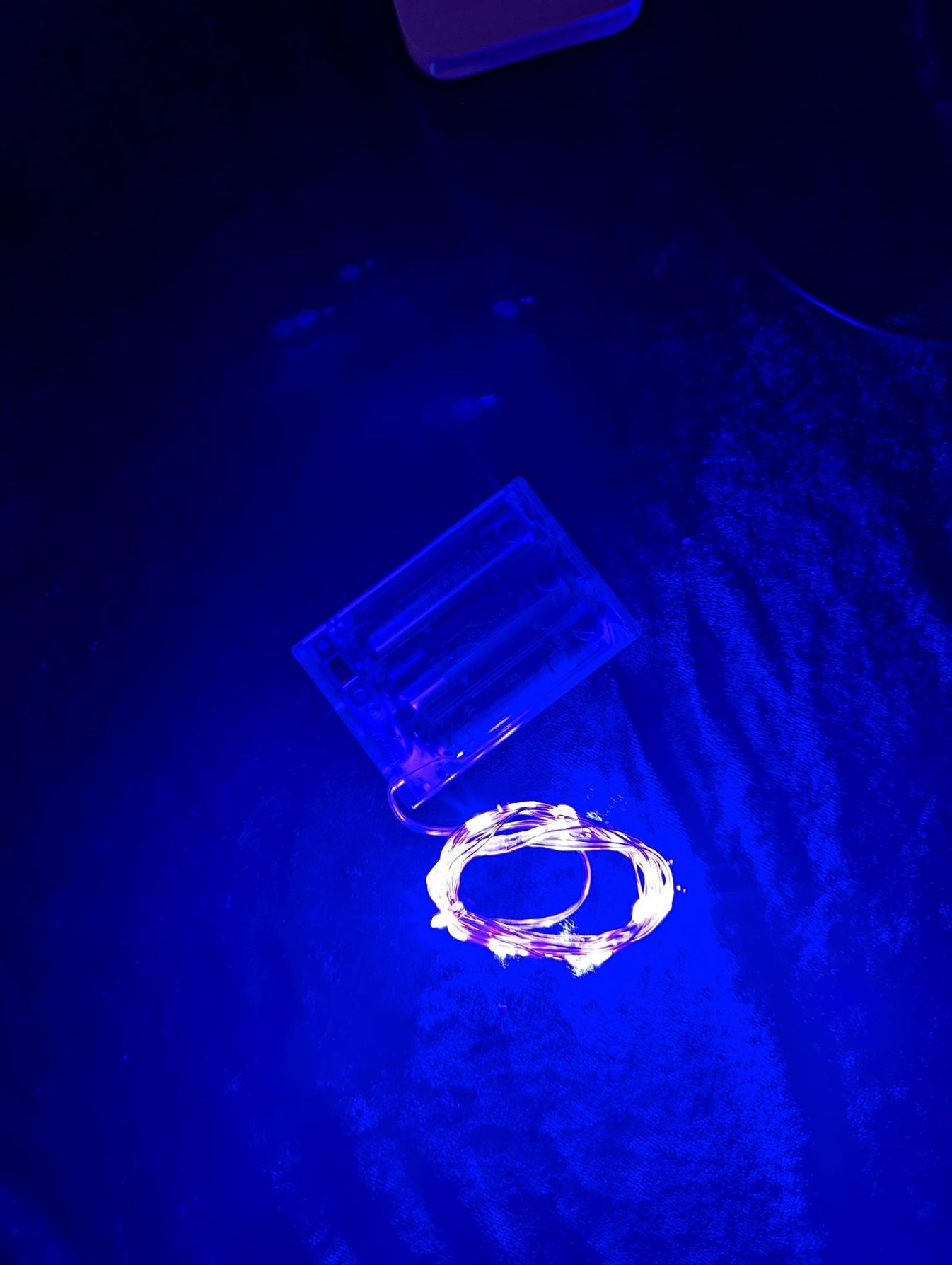 Angel Tears – Cool Neon